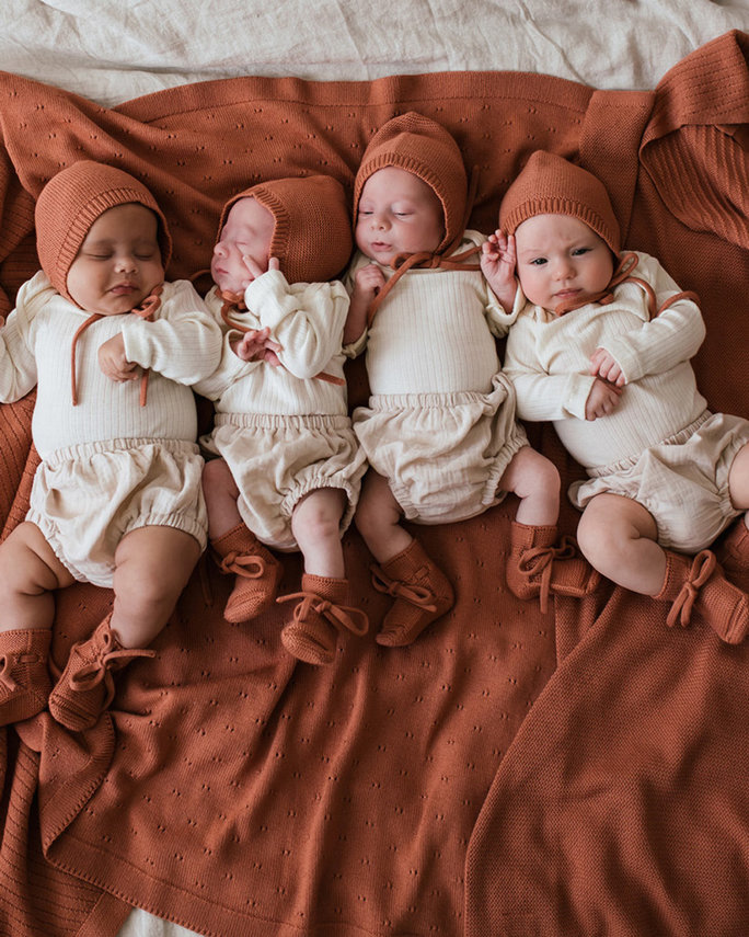 Hvid merino wool bonnet - brick: soft and warm! | Ziloen - Ziloen