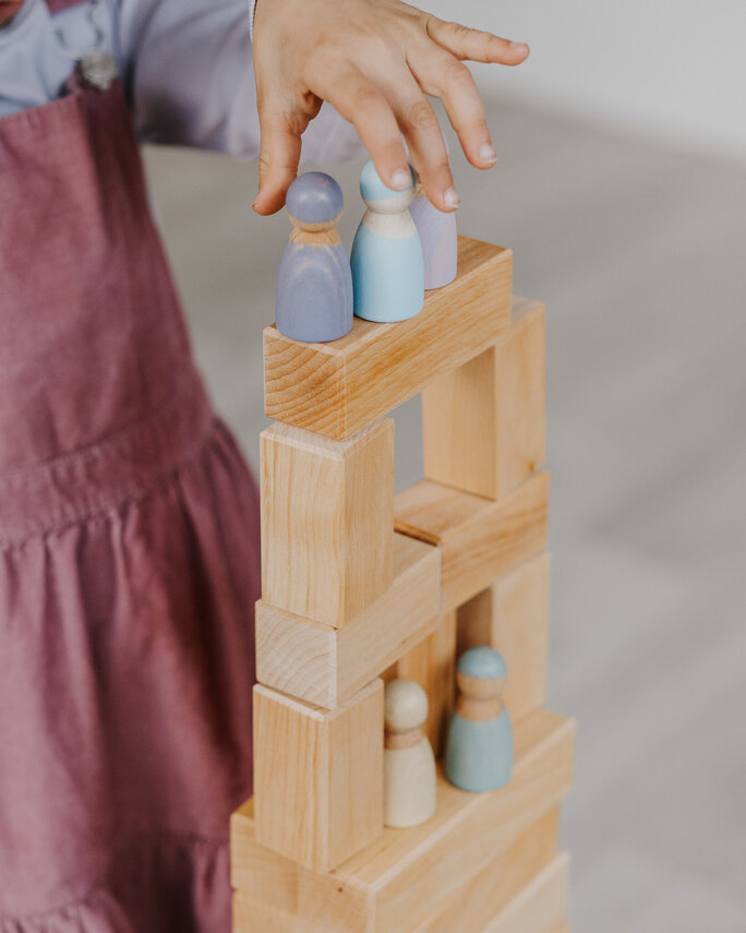 Grimm's Large stepped pyramid - natural | Ziloen - Ziloen