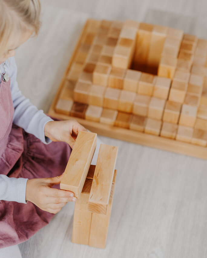 Grimm's Large stepped pyramid - natural | Ziloen - Ziloen