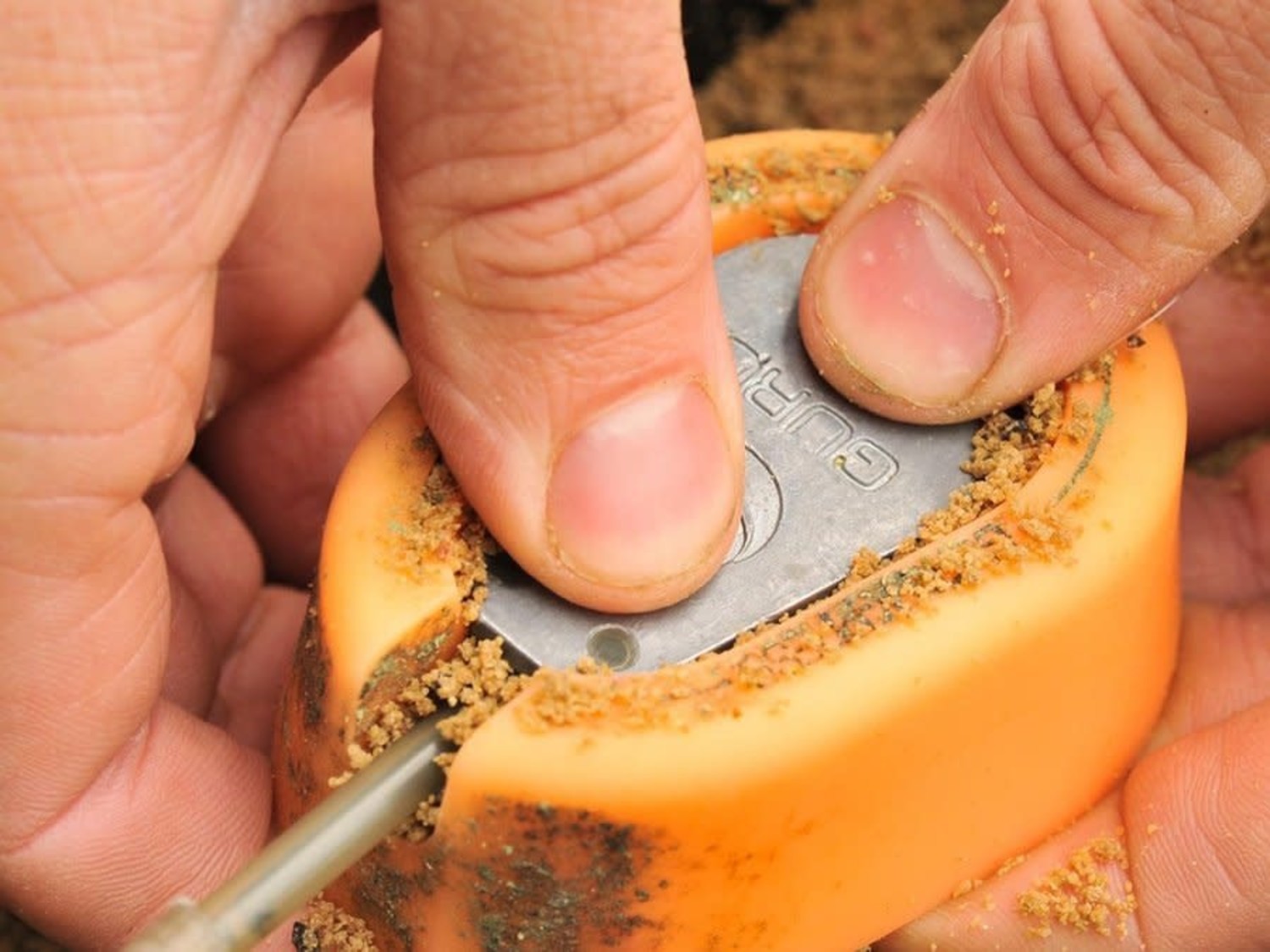 Guru X-Press Method Mould - Reniers Fishing