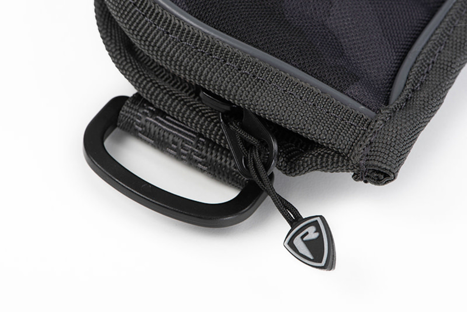 Fox Rage Voyager Camo Rod Sleeve - Reniers Fishing