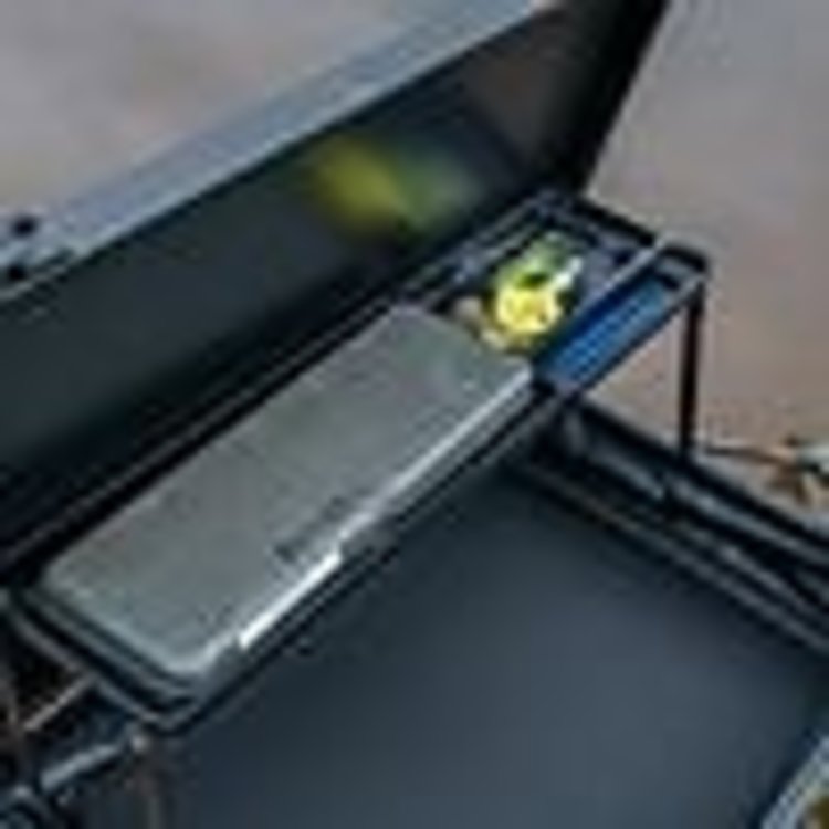 Matrix Pro Desserte Pro Feeder Tray - Reniers Fishing