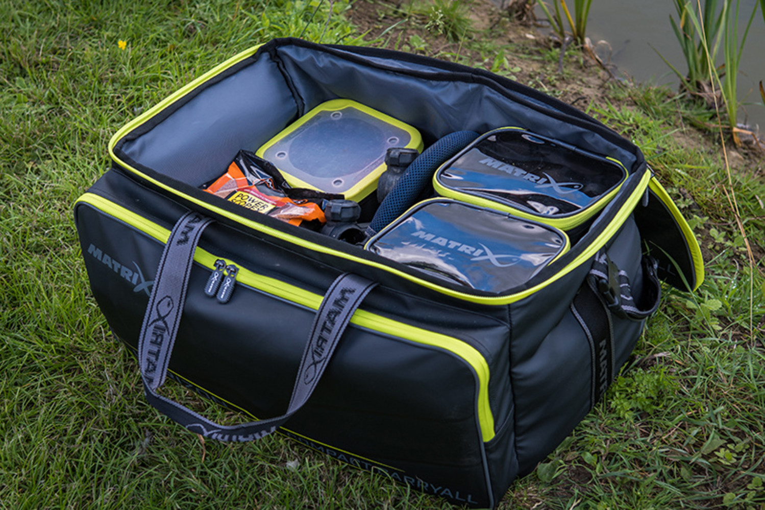 Matrix Horizon Compact Carryall (inclusief 3 cases) - Reniers Fishing