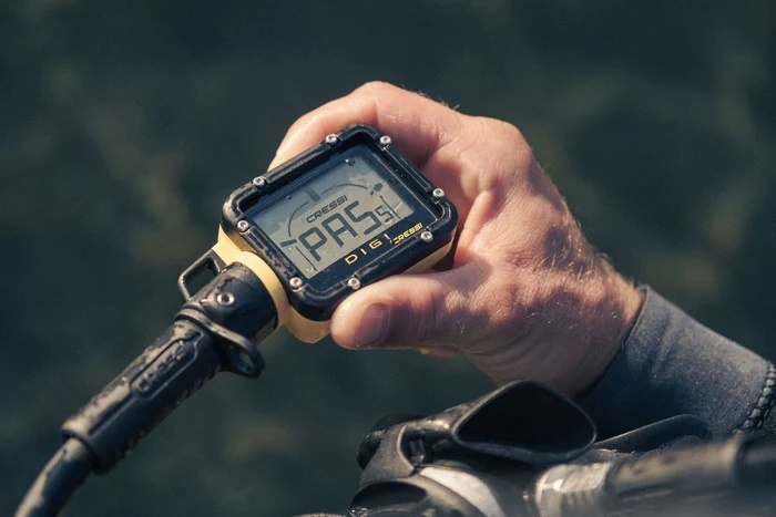Cressi Digi Console | Lucas Divestore