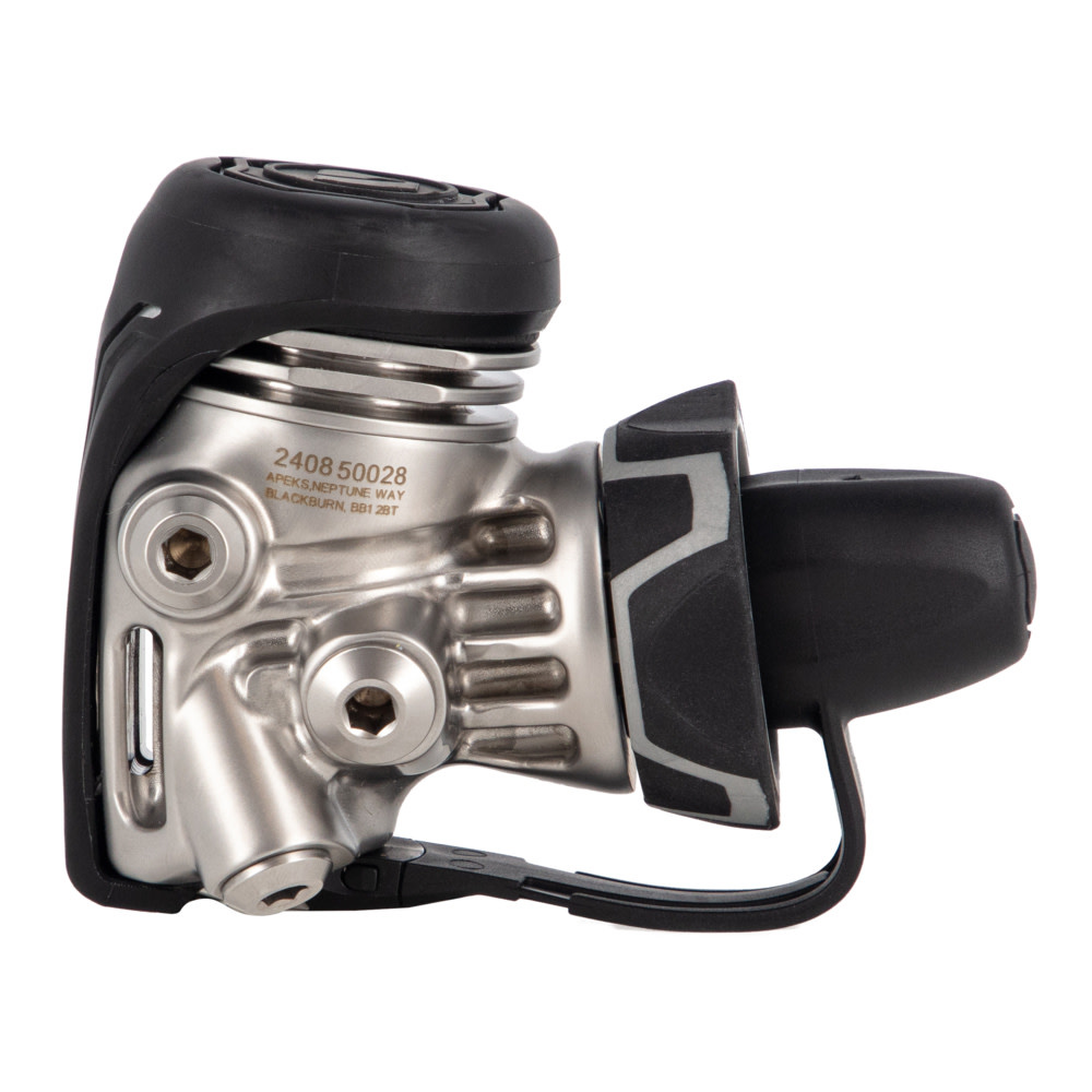 Apeks EVX200 First Stage | Lucas Divestore