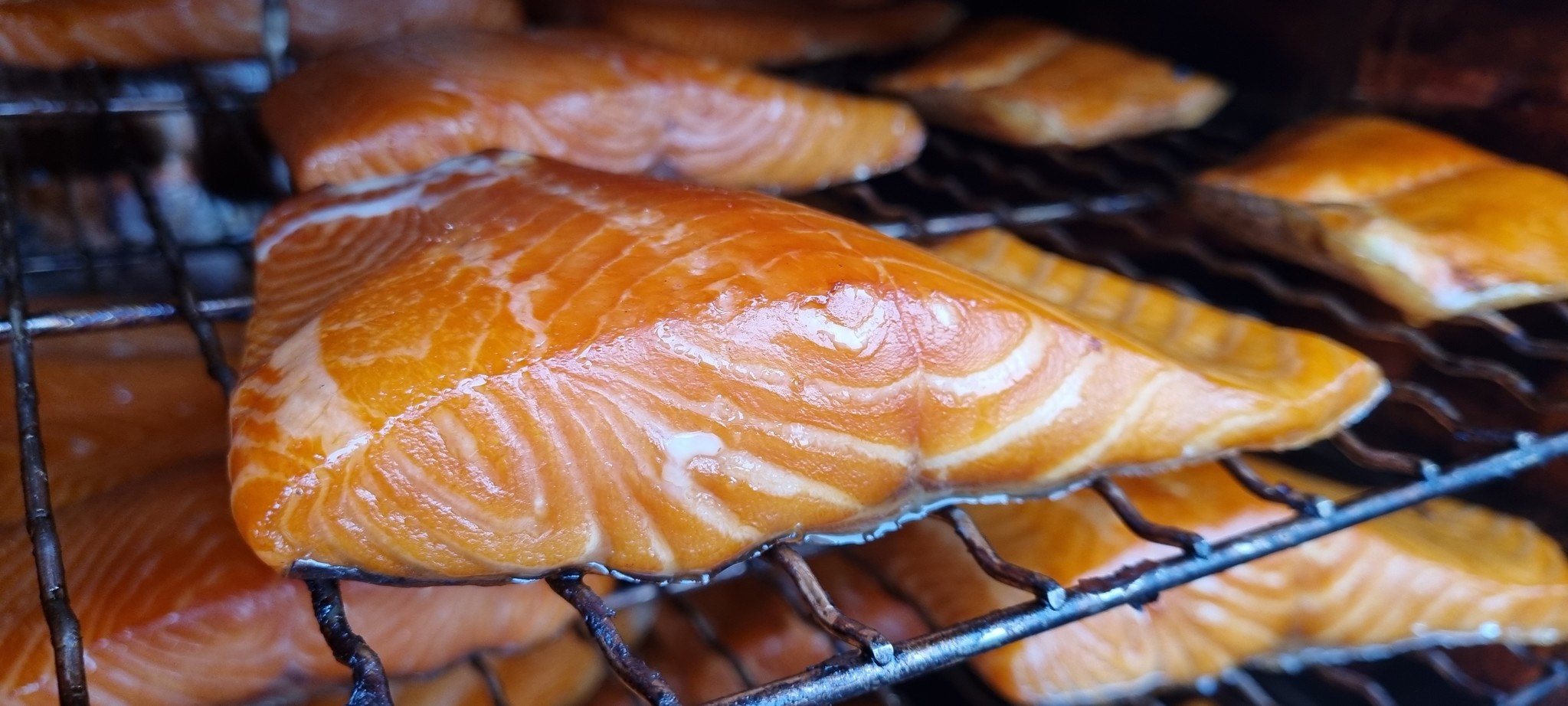 Warm gerookte zalm moot - Urker Vishandel Hakvoort