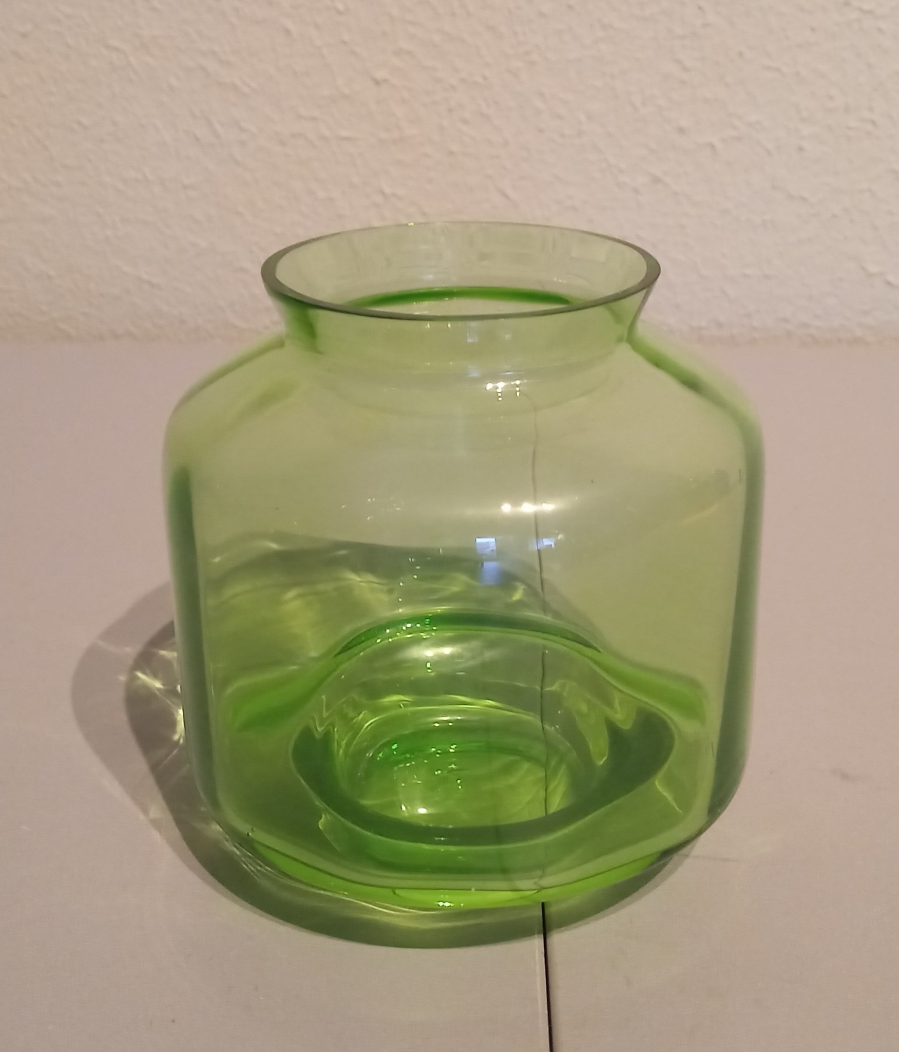 Andries Copier • Annagroen glas vaasje | Leerdam glaskunst - Glaskunst Art