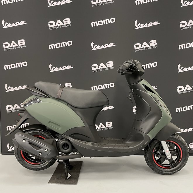 Piaggio Zip Custom nardo grey - DAB scooters & Motoren B.V.