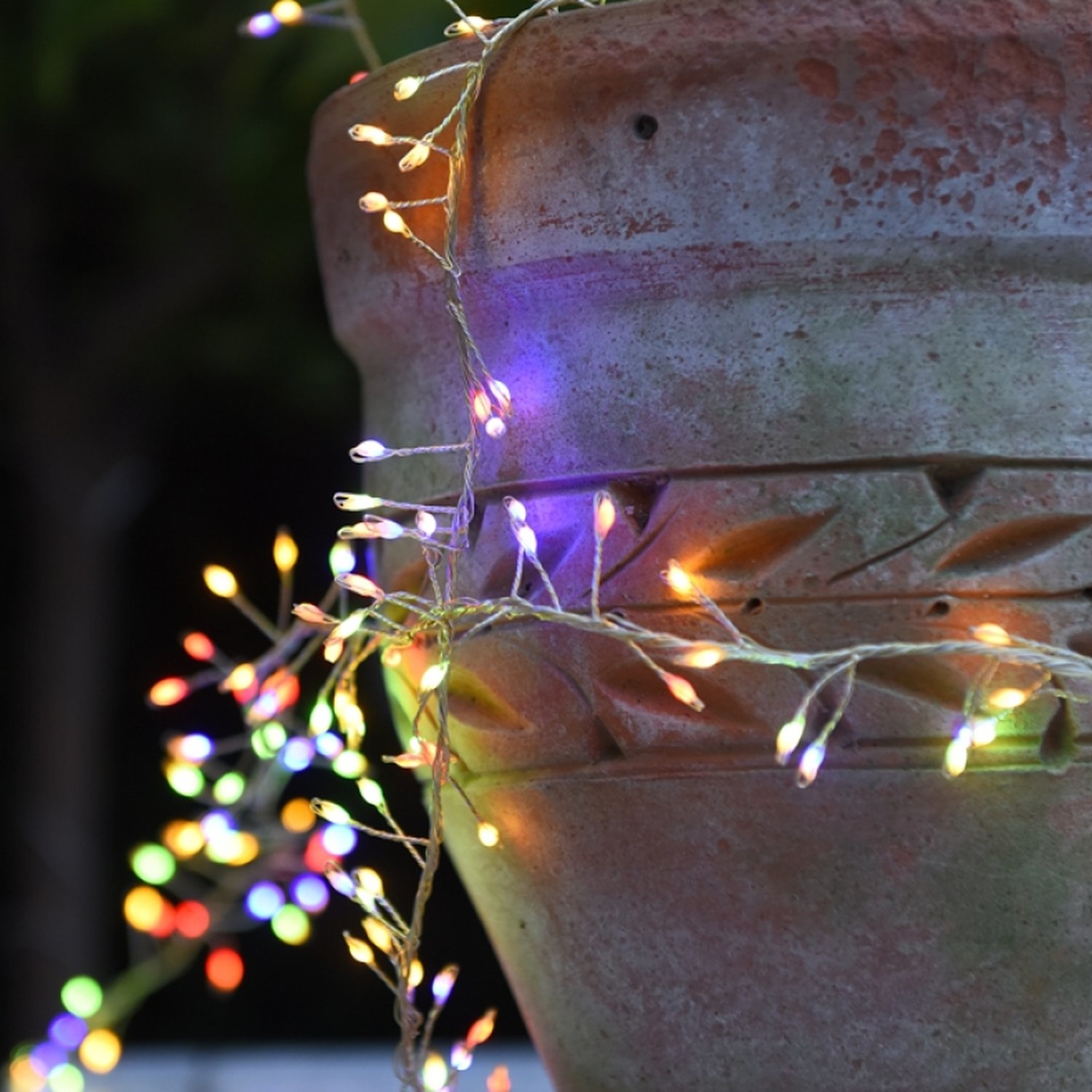 Colour Changing Cluster Light Chain - Trading Boundaries