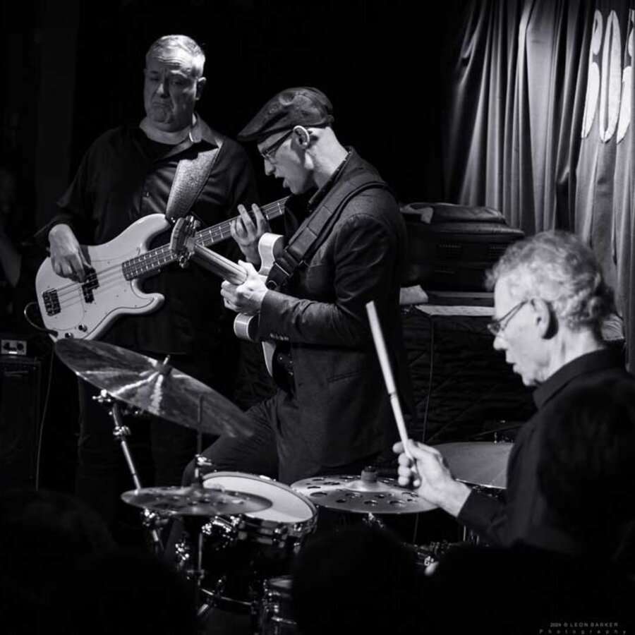 Live Music - Trading Boundaries