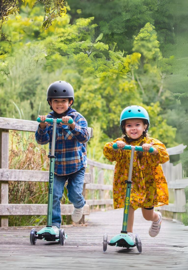 Micro Step Maxi Deluxe ECO LED Mint - Lazy Lama Kids Conceptstore