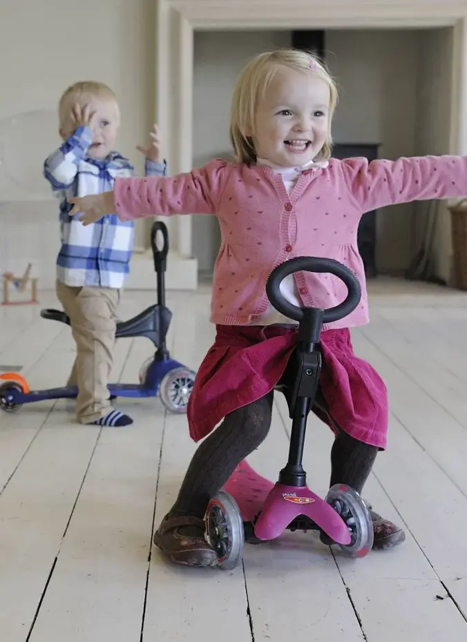 Micro Step Mini Micro Zitje en O-bar - Lazy Lama Kids Conceptstore