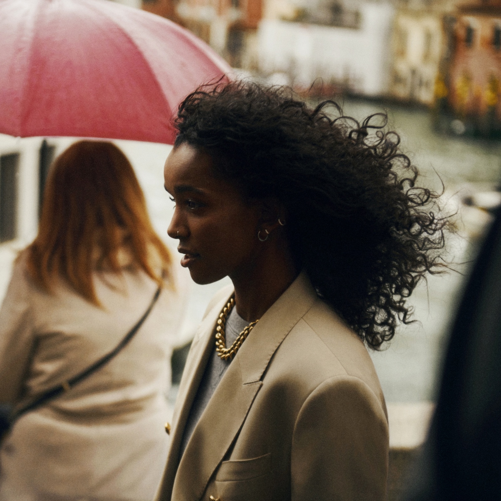 Stories - Miss Berry: Sophisticated outfits in all-over neutrals met ...