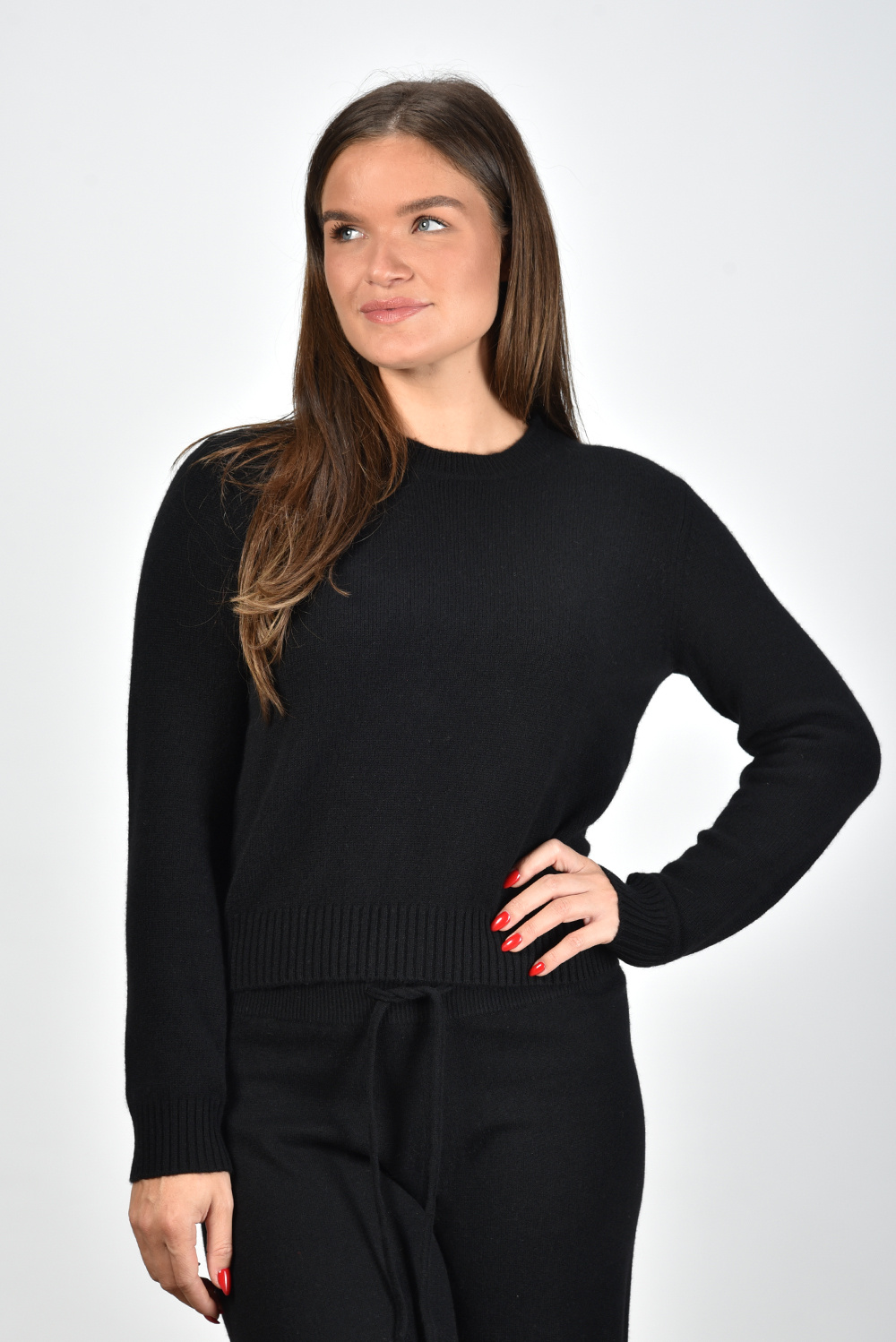 Lisa Yang pullover Mable 2022117 black - Marjon Snieders