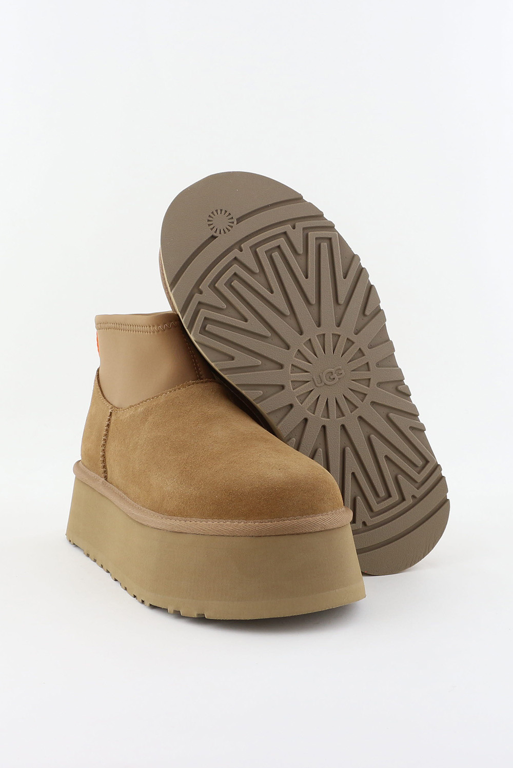 UGG ankle boots Classic Mini Dipper with platform sole chesnut - Marjon ...