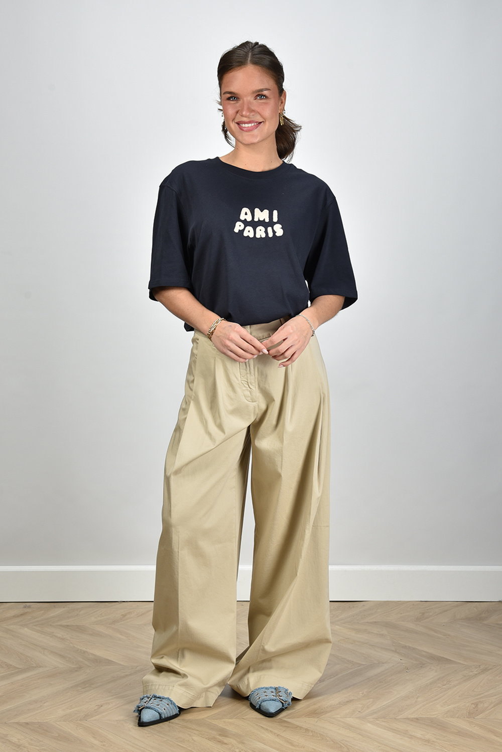 Nine In The Morning pants Petra wide-leg beige - Marjon Snieders