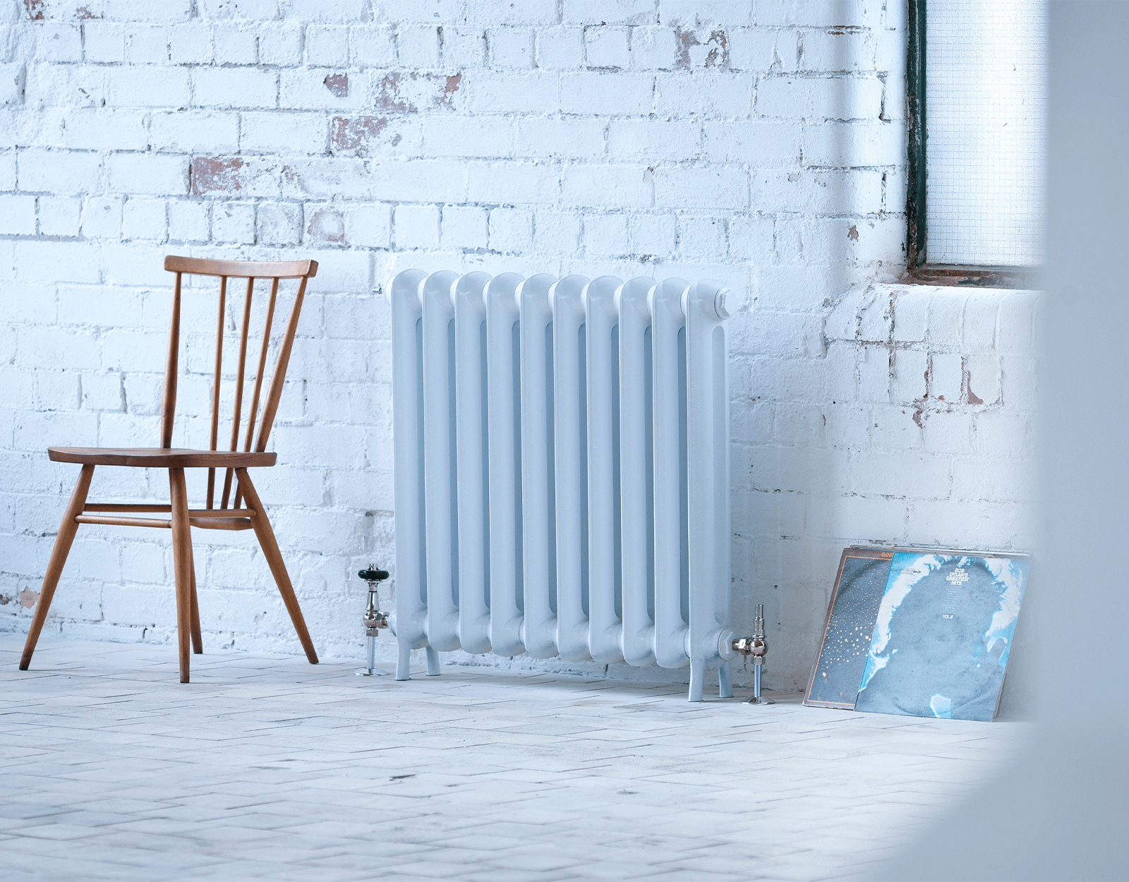 Classical retro design Cast iron radiator Peerless 795/1 ...