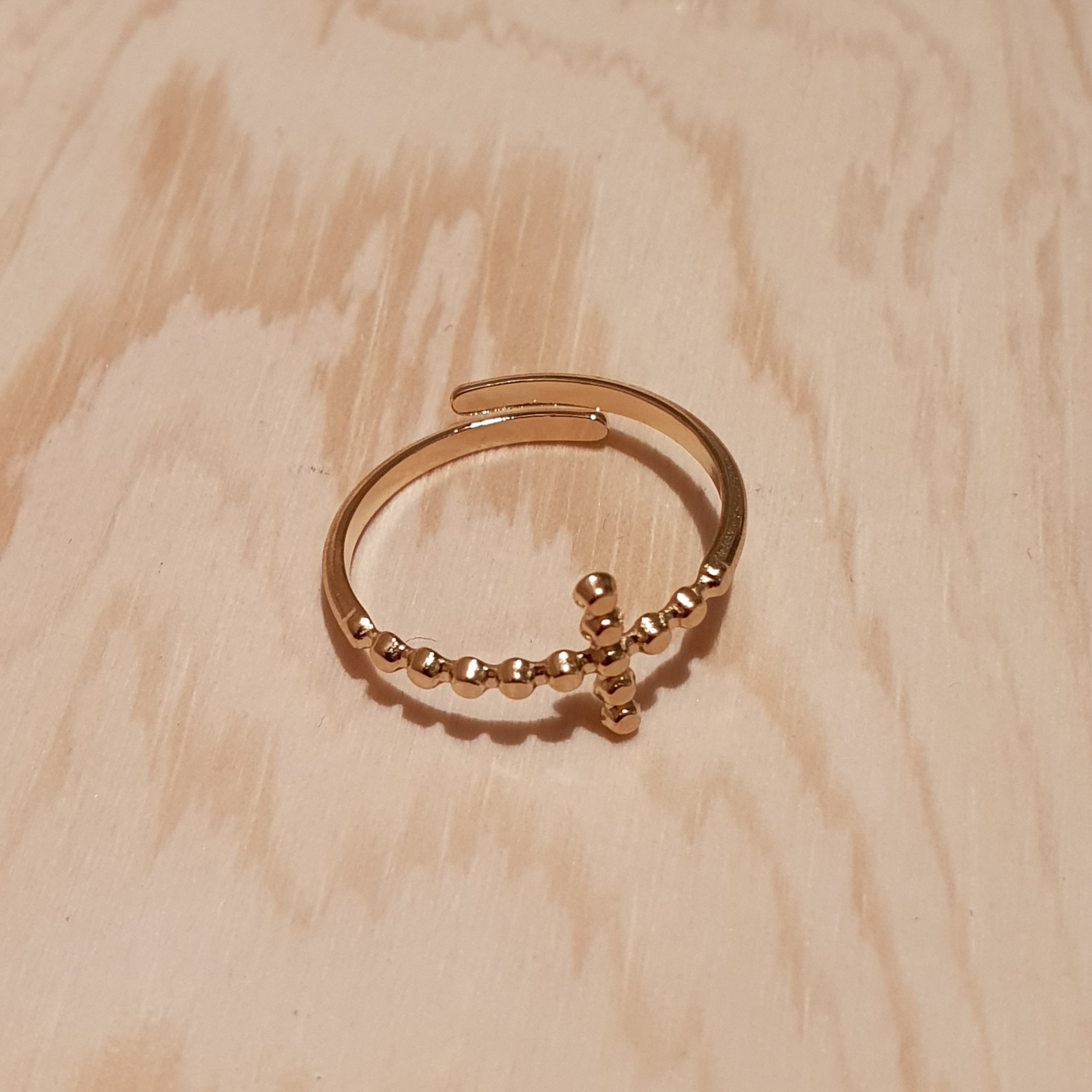 Minimal cross Gold - FASHIONGARDEN BOUTIQUE