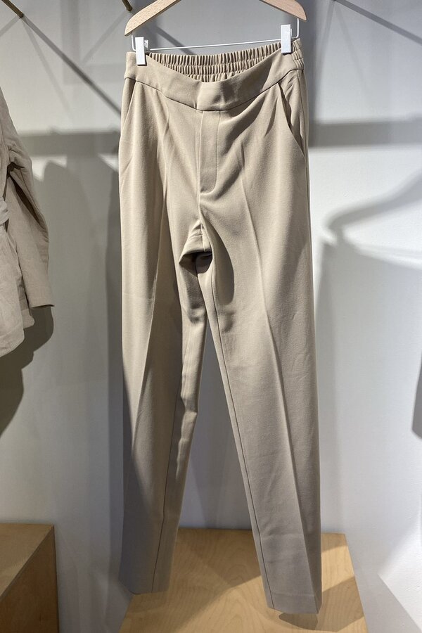 mbyM | House of Lena