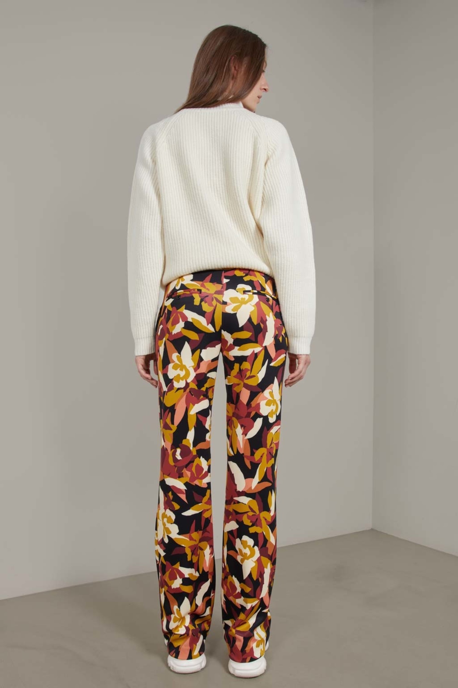 Boa flare pants flower red dahlia Corel - Maurits & Mulder