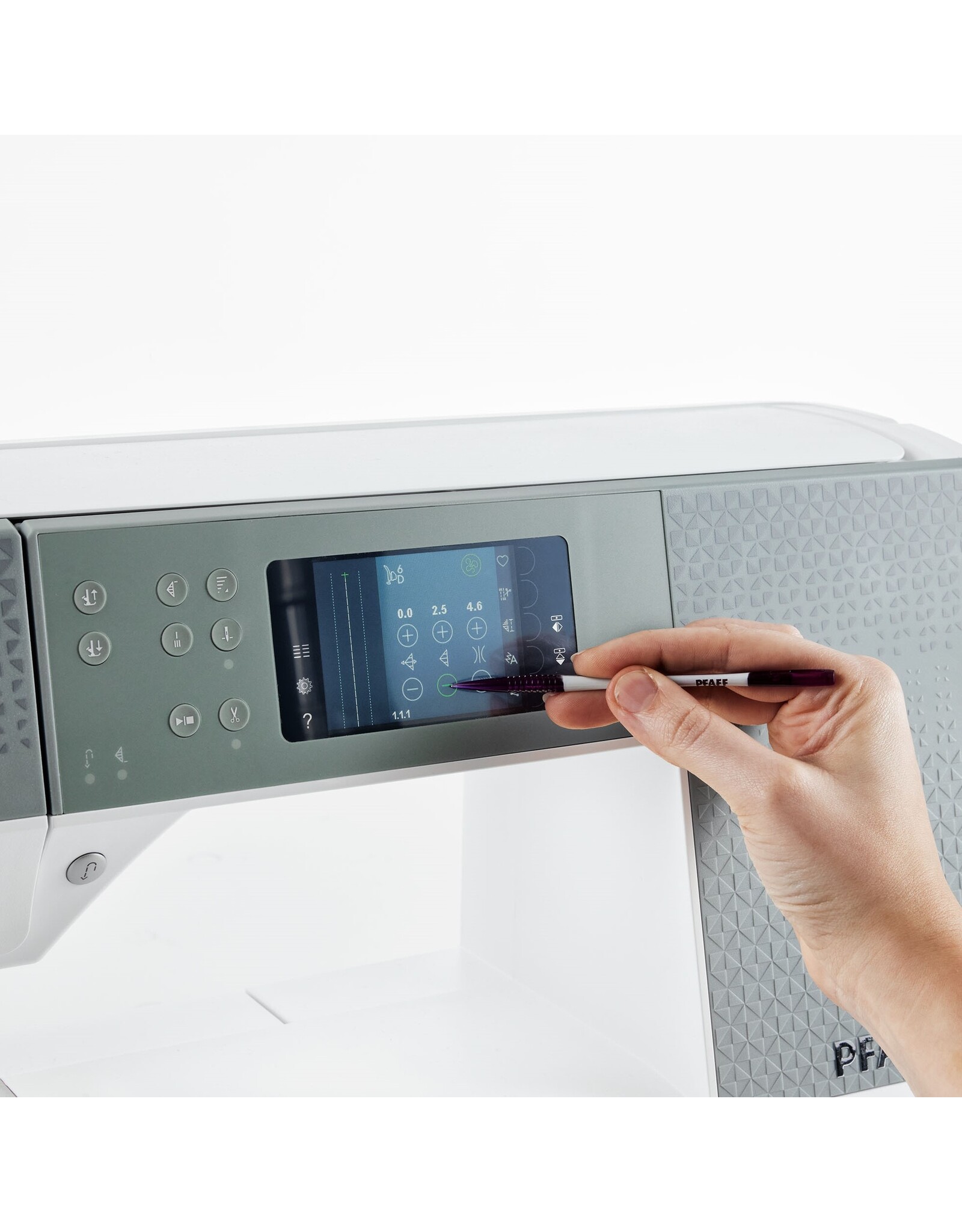 Pfaff Quilt Expression 720 Limited Edition - Guy's Naaicentrum