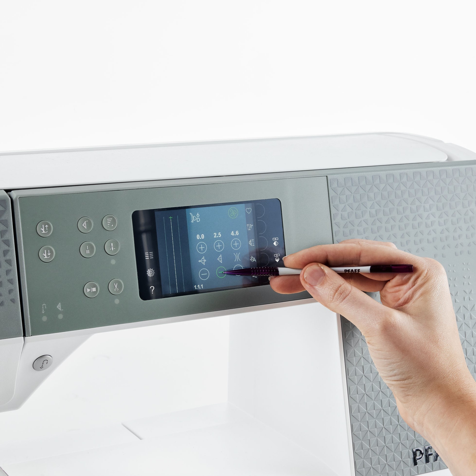 Pfaff Quilt Expression 720 Special Edition - Guy's Naaicentrum