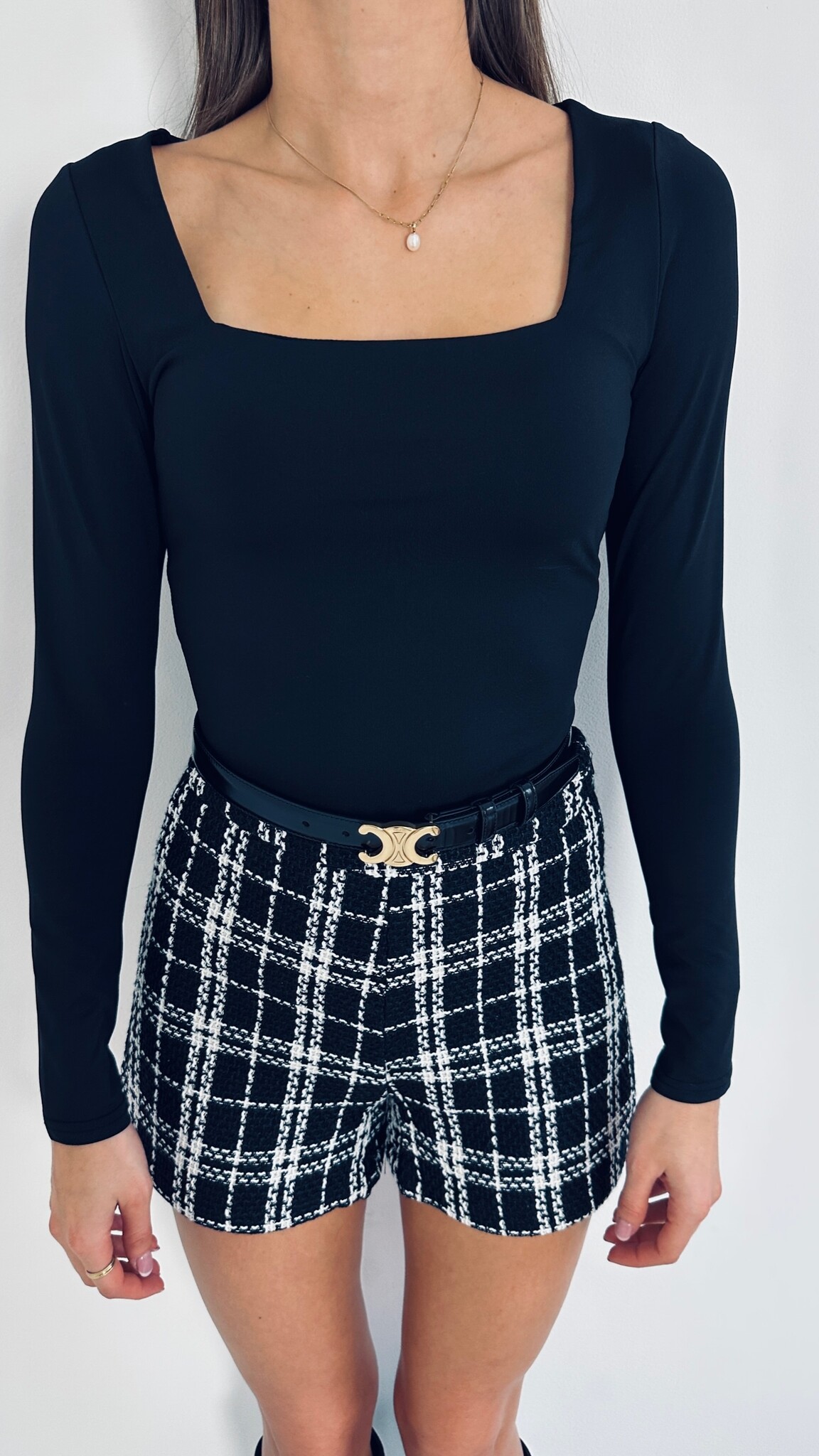 JAYNE BLACK TIGHT TOP - Pure Sense