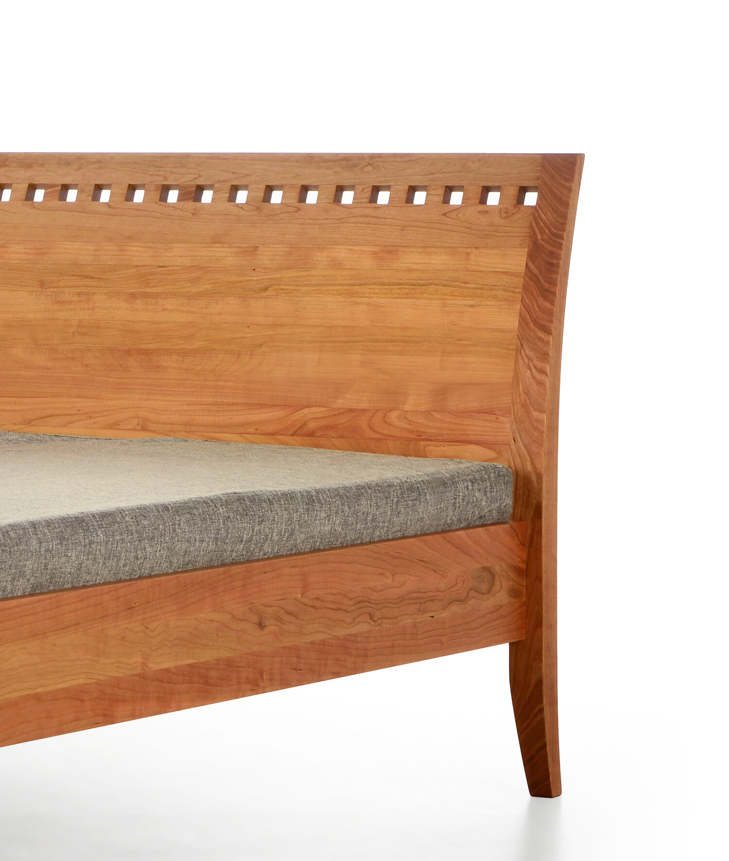 Massivholzbett CASTILIO - SEILER MÖBELMANUFAKTUR