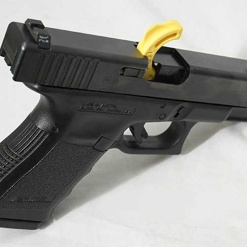 Pistol Chamber Safety Flag - 3 pack - Levelfour - Your Tactical Gear ...