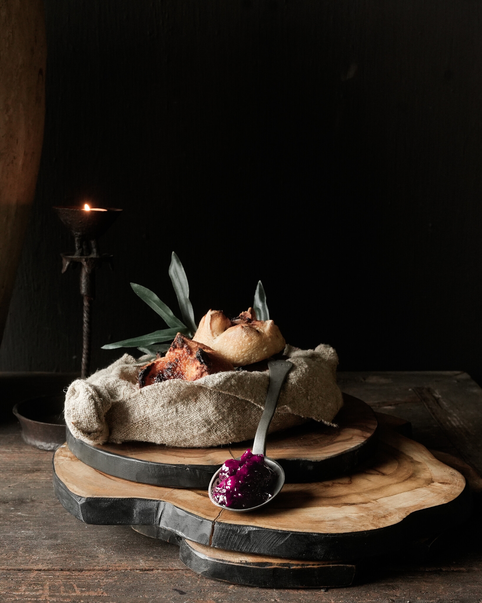 tree trunk disc waxed teak - HerbersLifeHerbersLifestylestyle