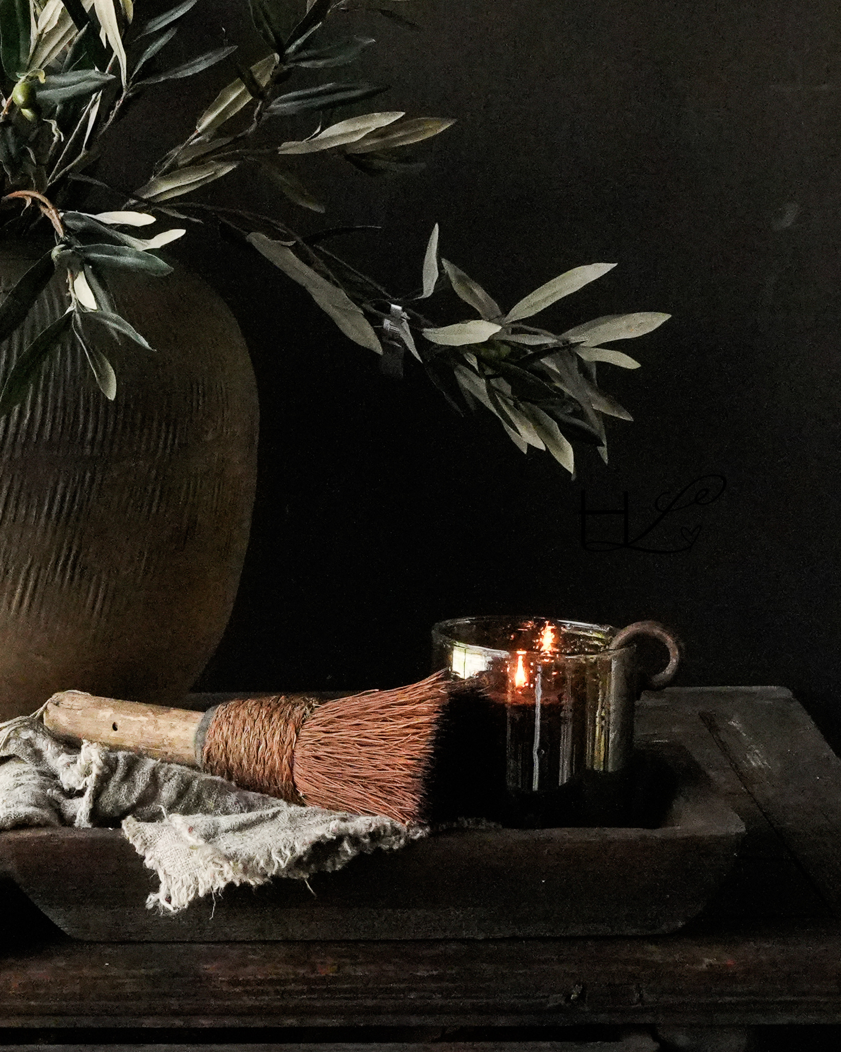 Antique rustic old brush - HerbersLifeHerbersLifestylestyle