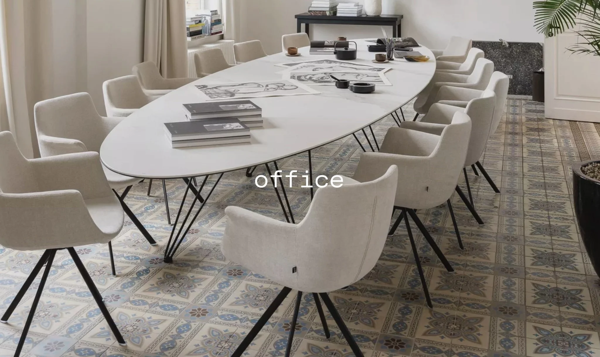 Table Joli Wire elyps en céramique