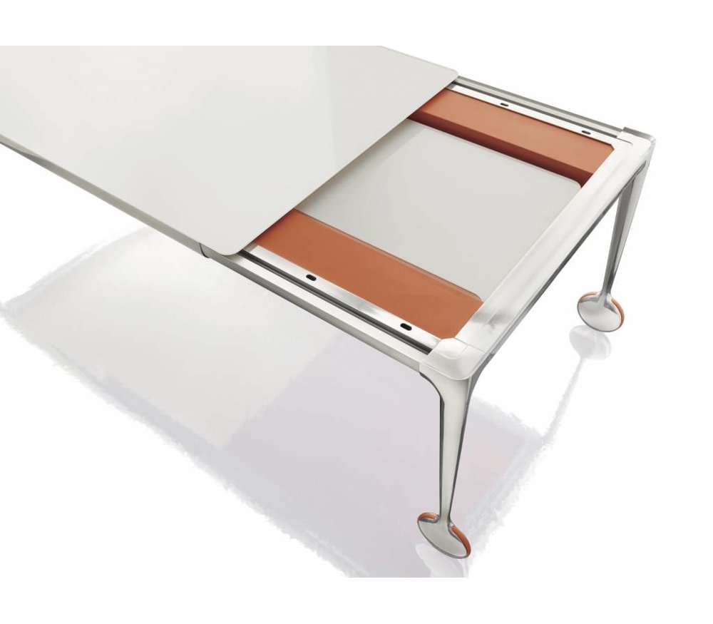 Magis Big Will table mobile