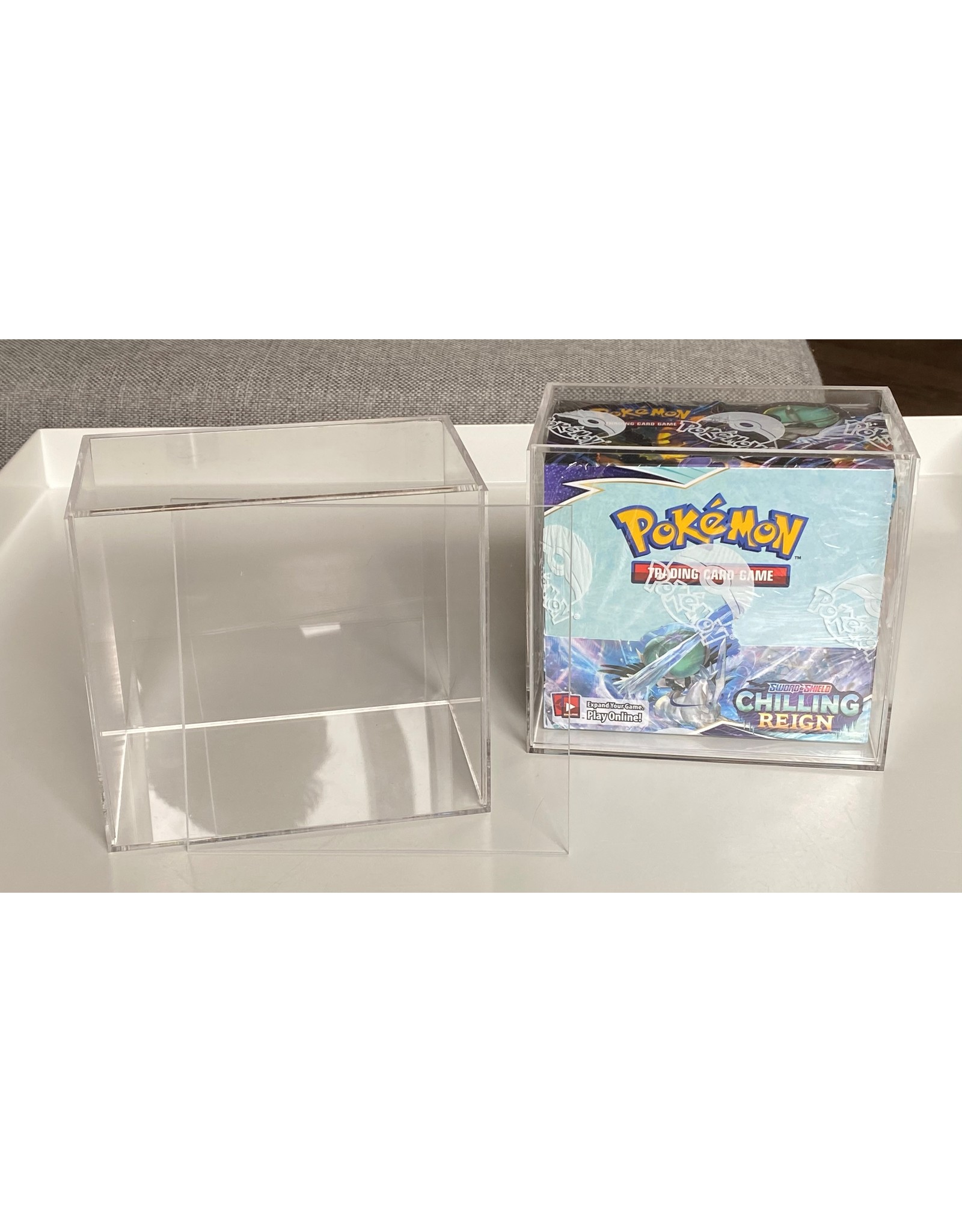 Protective Case for Pokemon Booster Box - LegendaryCards.eu