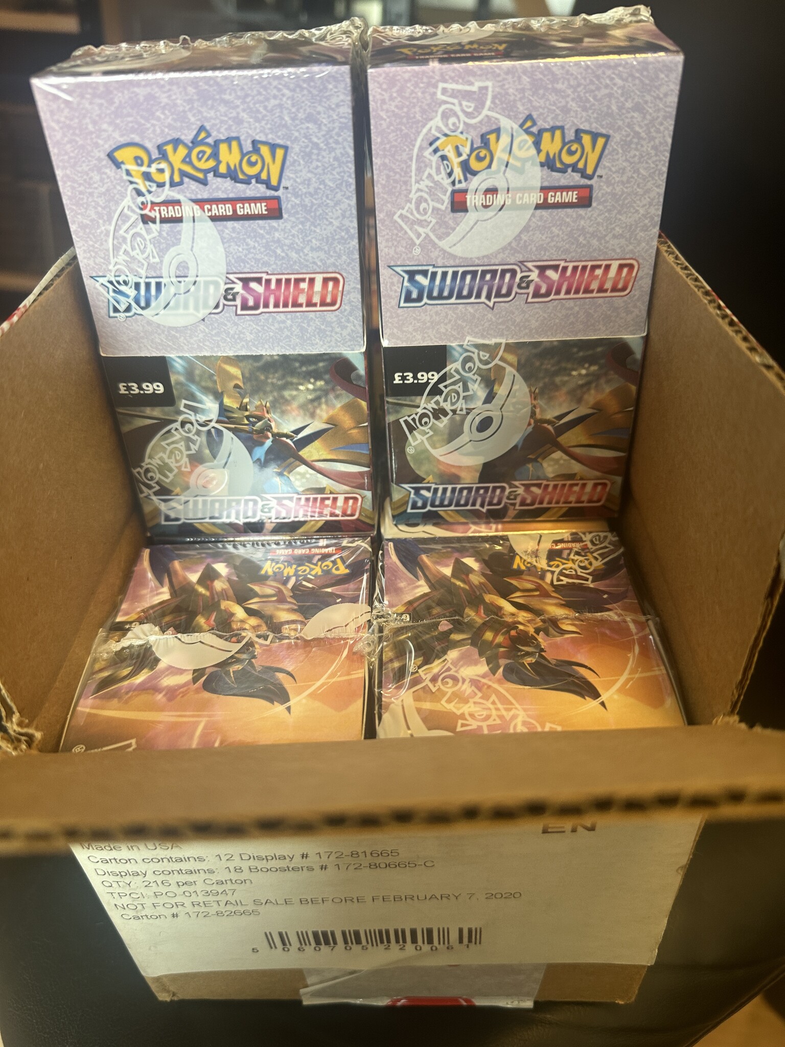 Sword & Shield Base Half Booster Box (Extremely rare!) - LegendaryCards.eu