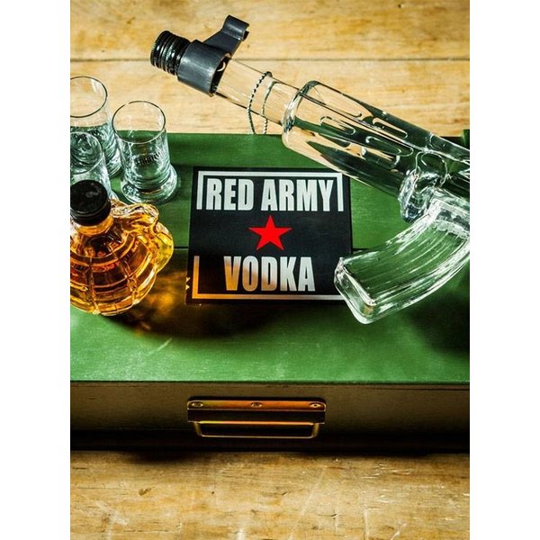 Red Army Vodka AK-47 Cadeauset kopen - Drank Cadeau - Drank Cadeau