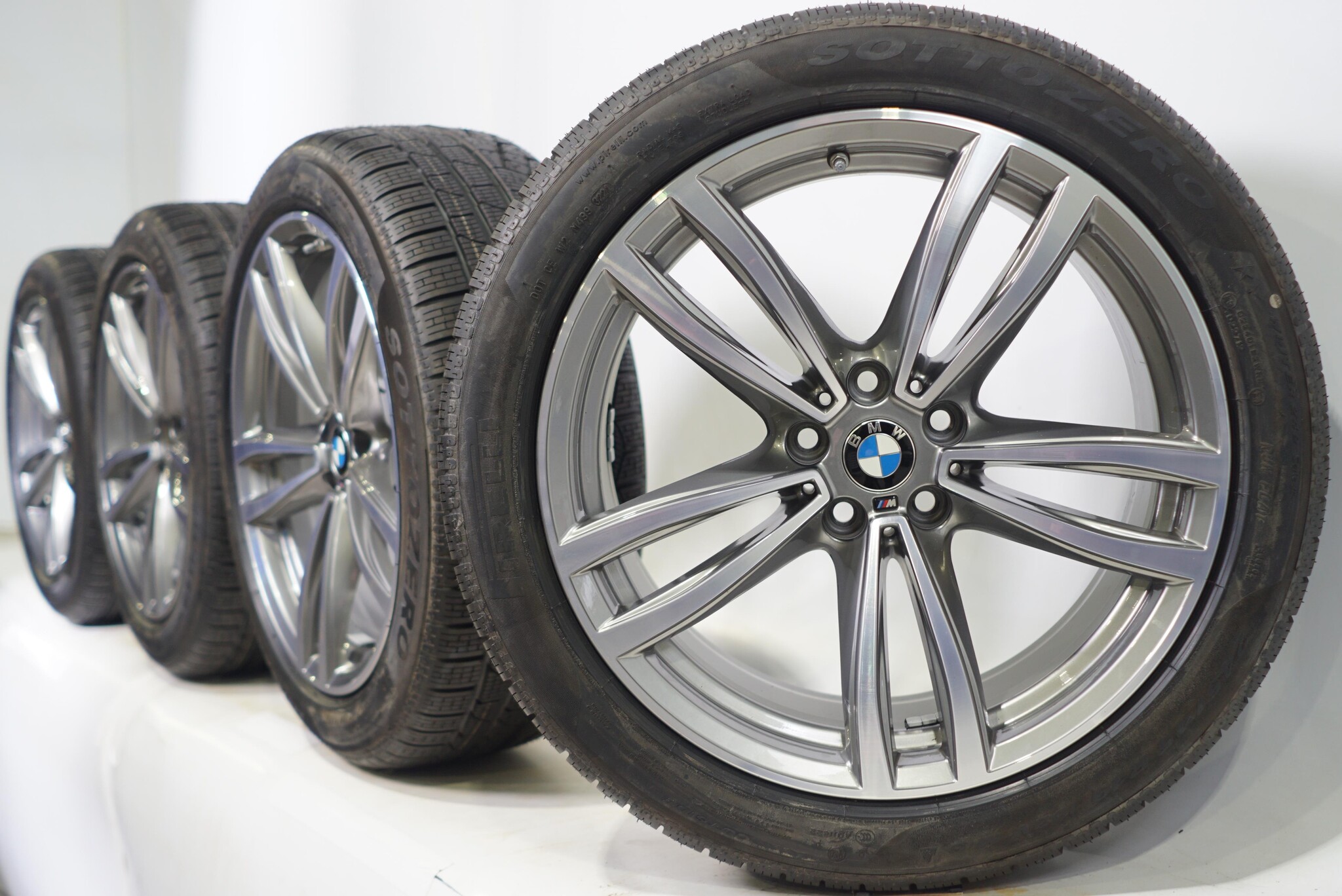 BMW 6 series GT 7 series G11 19 inch Style 647 M Rims + Winter tires P ...