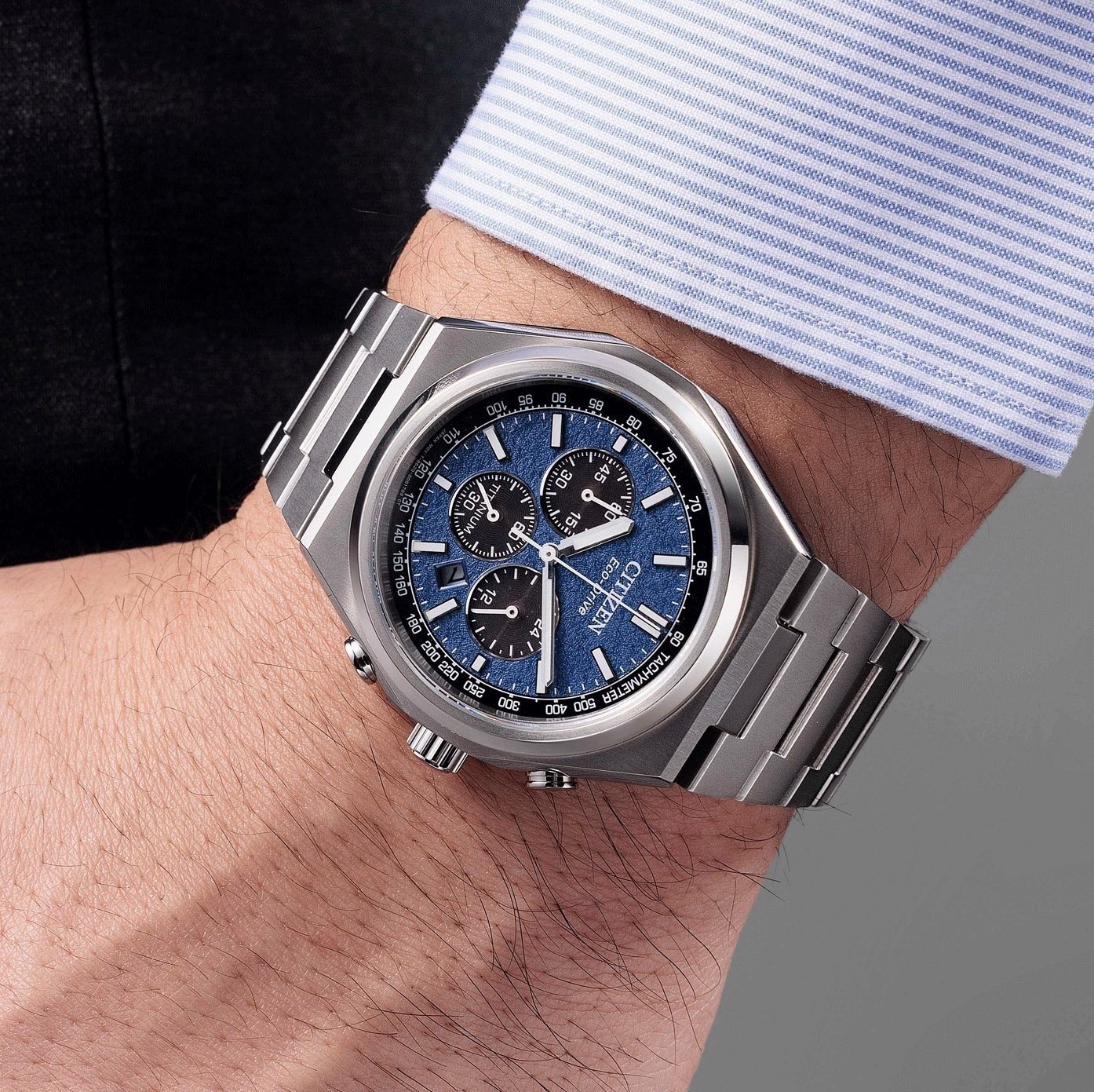 This is how to set the time on your Citizen watch