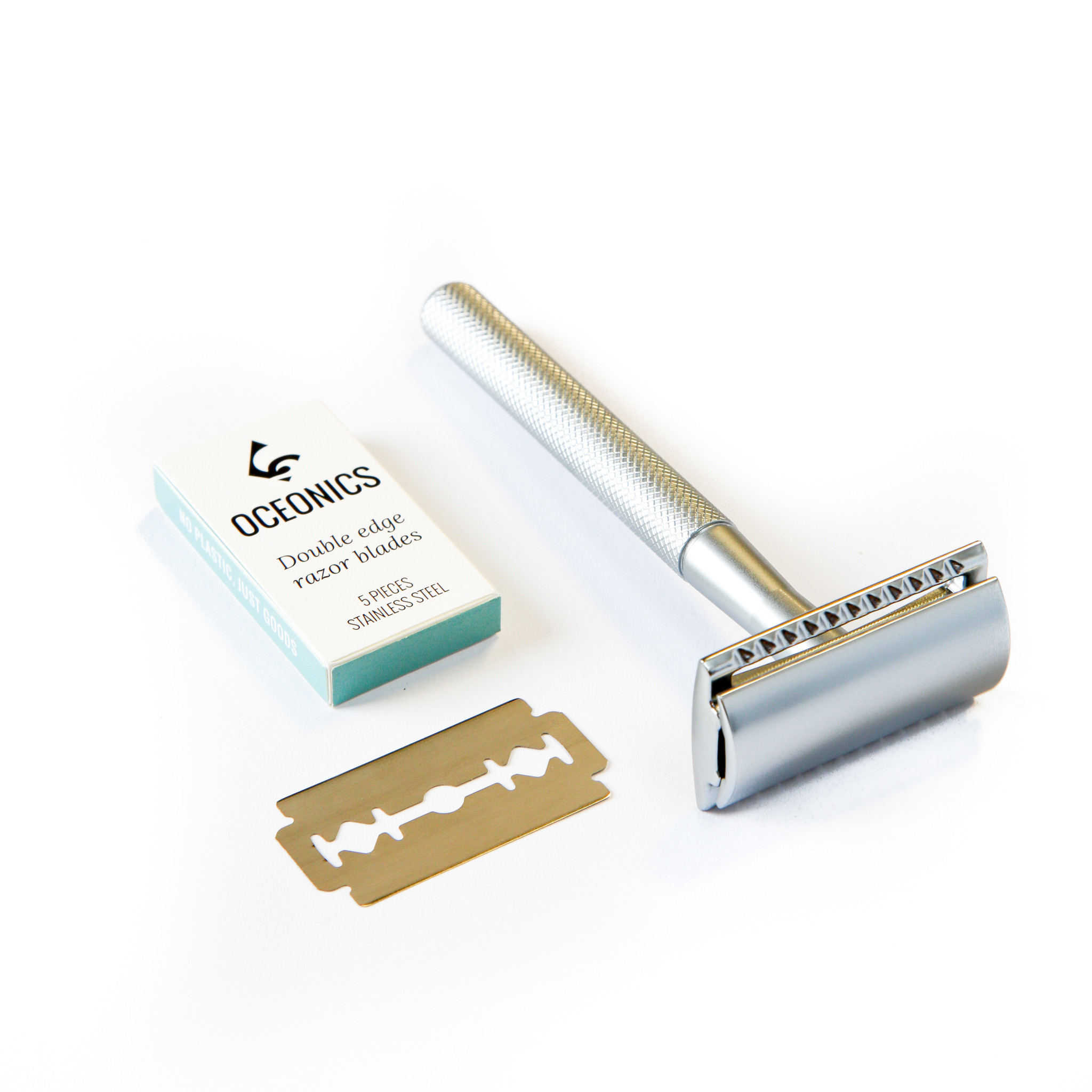 Plastic free shaving with the Safety Razor Chrome - Oceonics