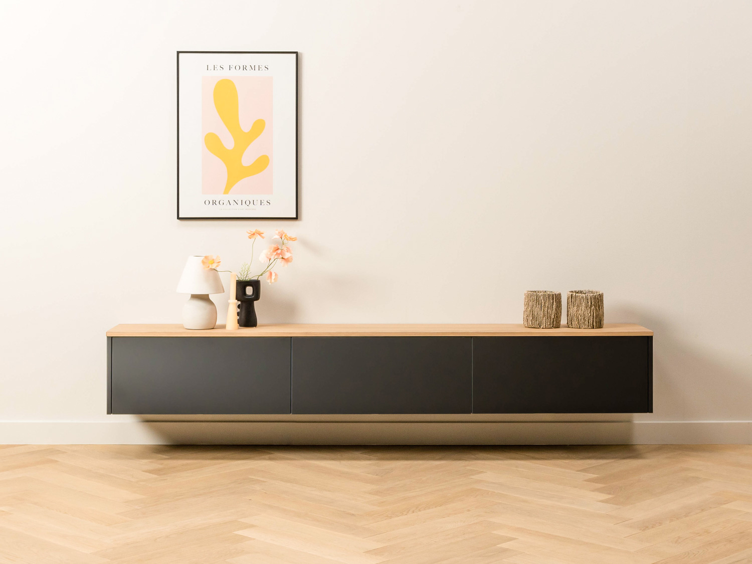 Zwevend tv meubel met 3 kleppen zwart met eiken - Ambiance - Grootste ...