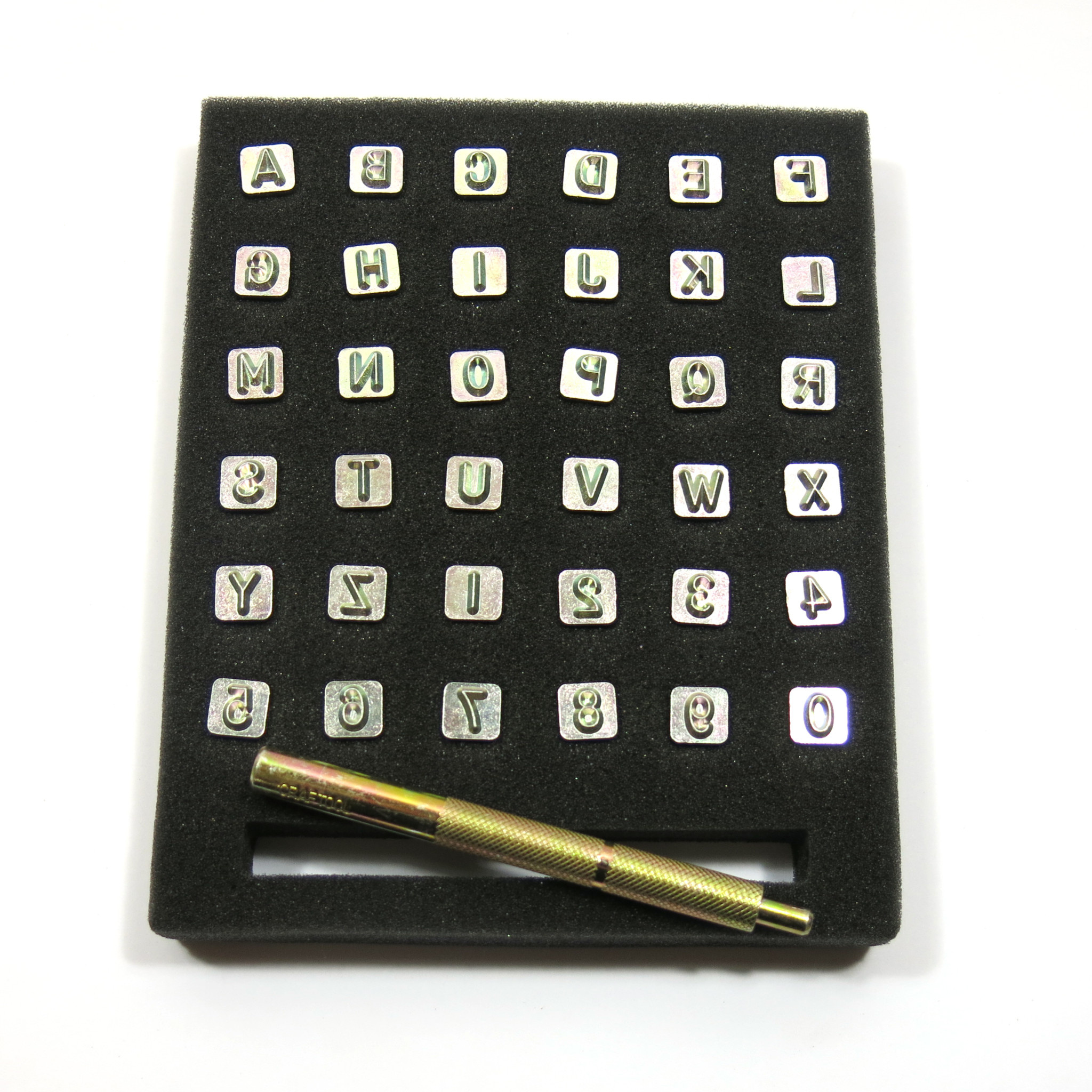 Letter & number stamp set - Shop.lederstudio.be