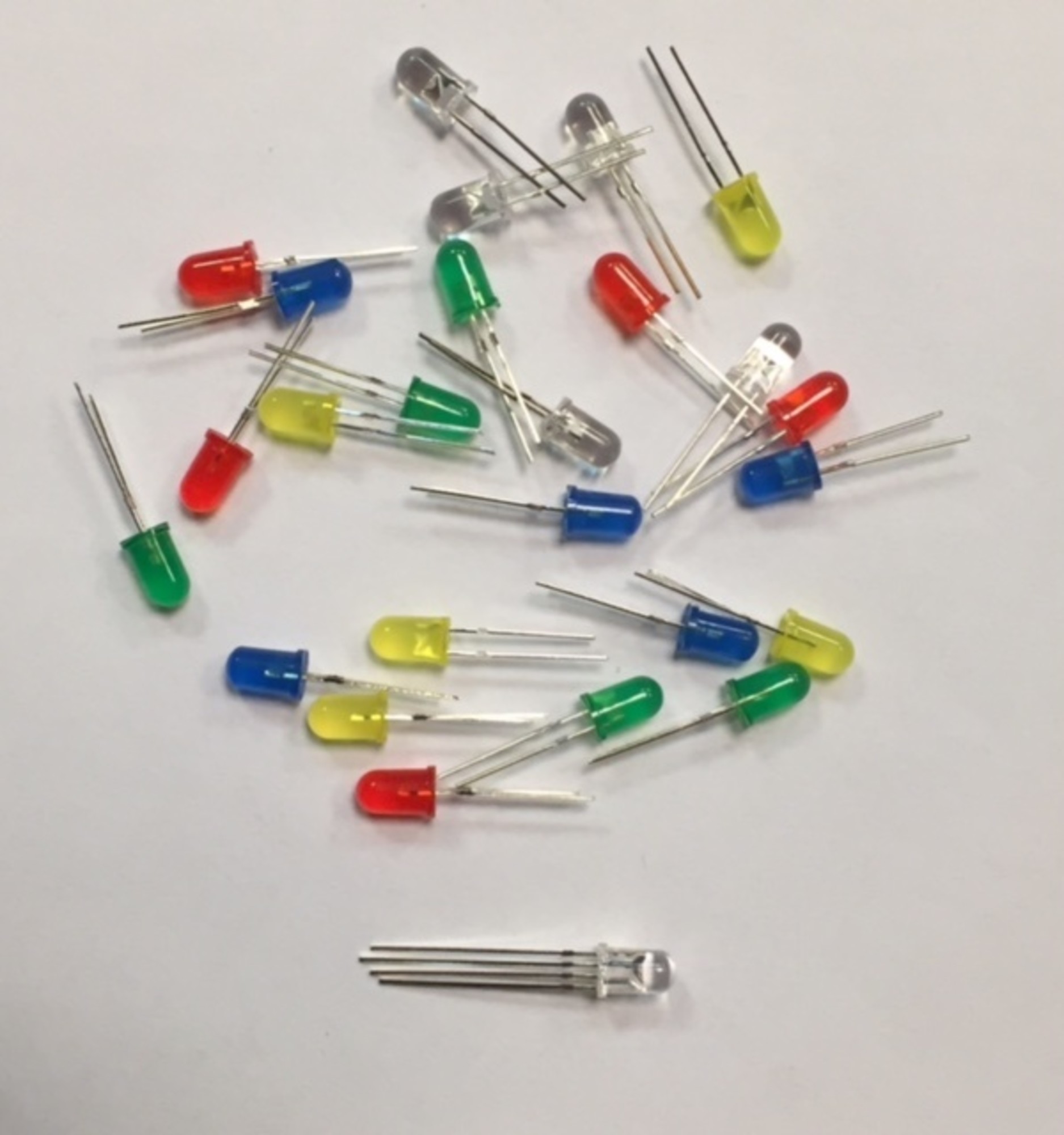Assortiment (set) 5 mm Leds 26 stuks - Ben's electronics