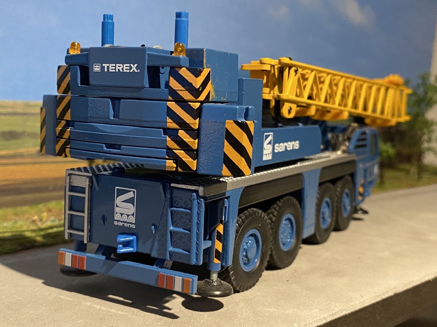 Conrad Terex-Demag AC100/4 Mobile Crane Sarens - Miniatuurshop.com Conrad Terex-Demag AC100/4 Mobile Crane Sarens - Miniatuurshop.com