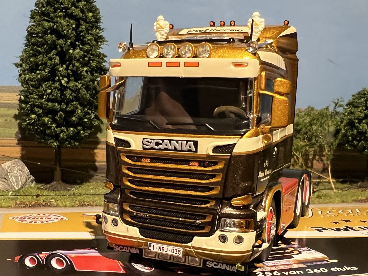 Tekno Scania R520 6x2 Peter Wouters Transport PWT - Miniatuurshop.com