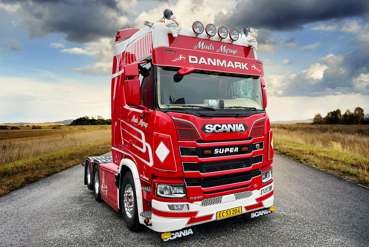 IMC Scania R High roof 6x4 MADS MYRUP - Miniatuurshop.com