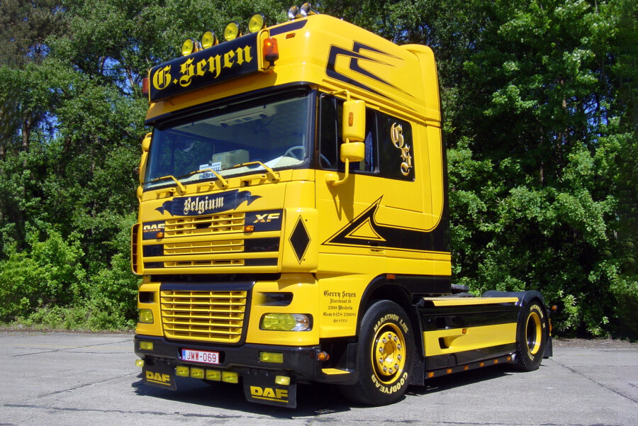 WSI DAF XF95 Super Space cab 4x2 G. SEYEN - Miniatuurshop.com