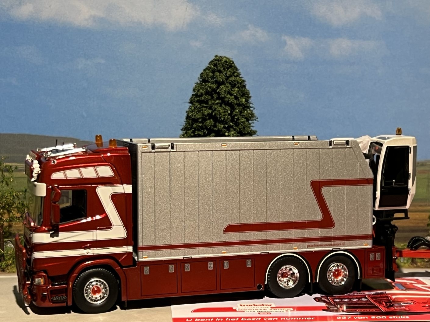 Tekno Scania Next Gen R580 Highline rigid truck with trailer + zamac o ...
