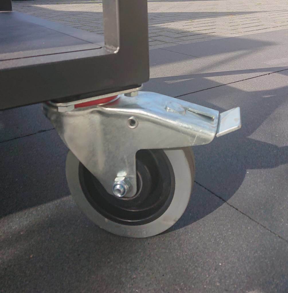 BBQ-Stunter.nl - Big Green Egg RVS horeca tafel - BBQ-STUNTER.NL