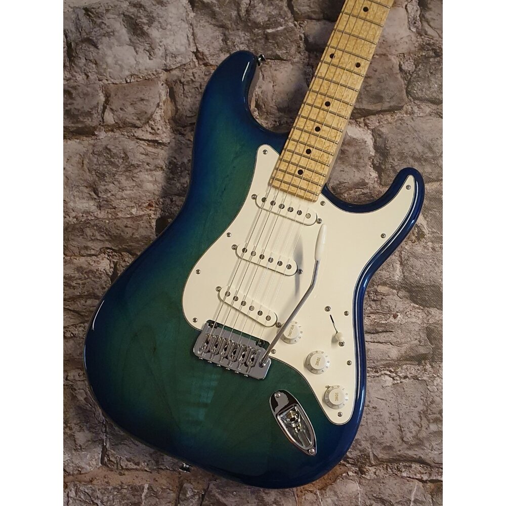 Vox Humana ST-Custom Guitar Ocean Blue Burst - Vox Humana Guitars