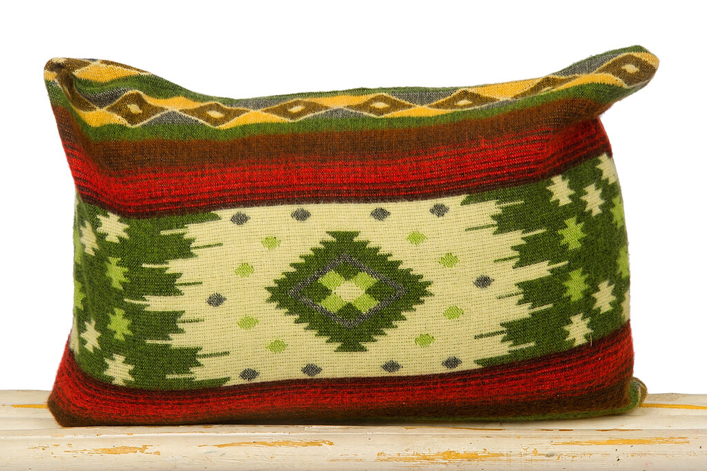 Alpaca native pillow - Southwestern Design - Quilotoa - Green - EcuaFina